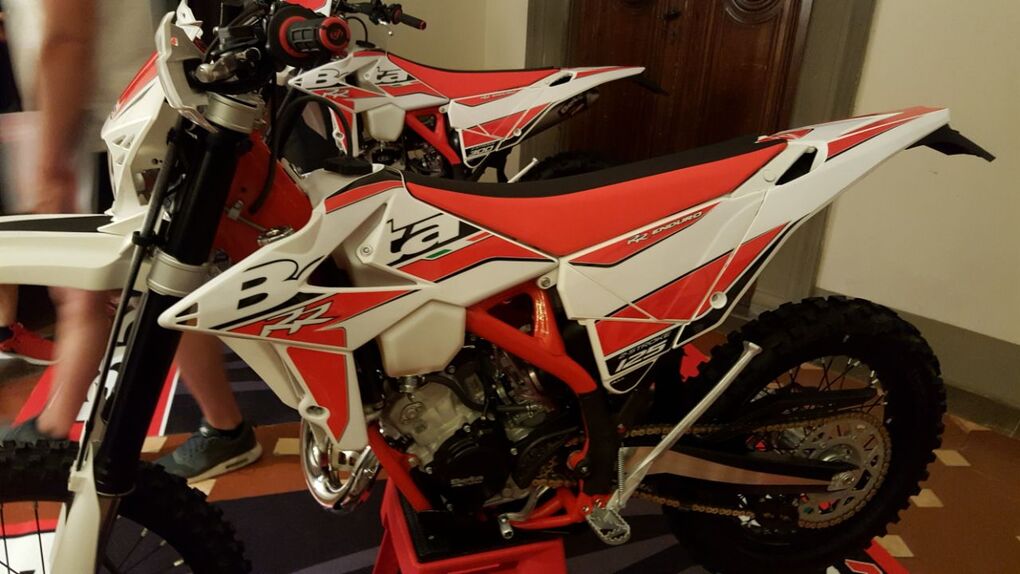 Beta 125 RR Enduro 2018 due tempi - News - Moto.it