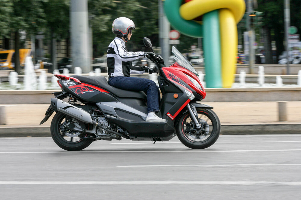 Prova Aeon Elite 400 - Prove - Moto.it