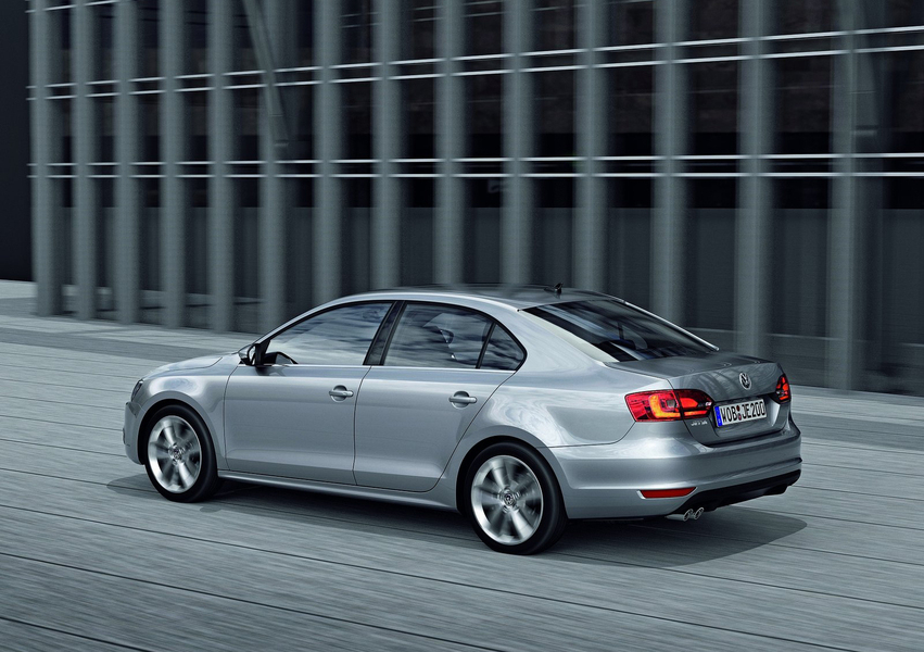 Volkswagen Jetta 1.6 TDI BlueMotion Technology (01/2011 - 12/2012 ...