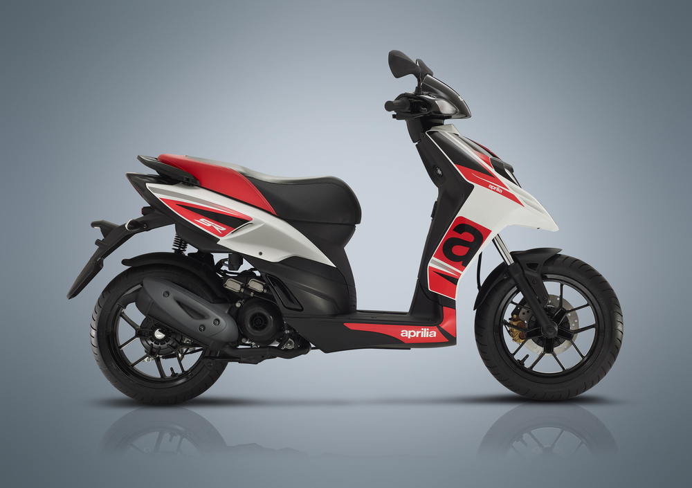 Aprilia Sr 50 Motard 2t 2018 Prezzo E Scheda Tecnica Moto It
