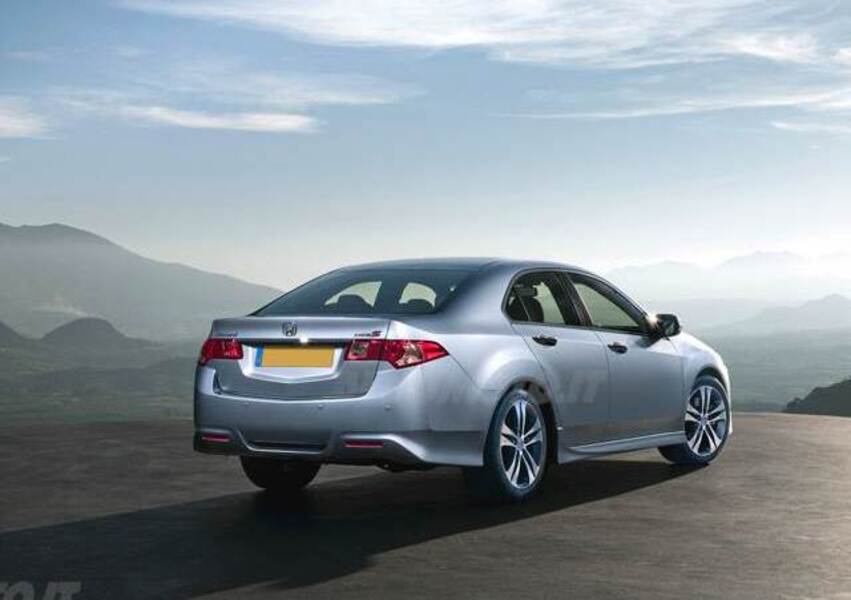 Honda Accord 2.4 i-VTEC Exclusive AT (01/2012 - 01/2015): prezzo e ...