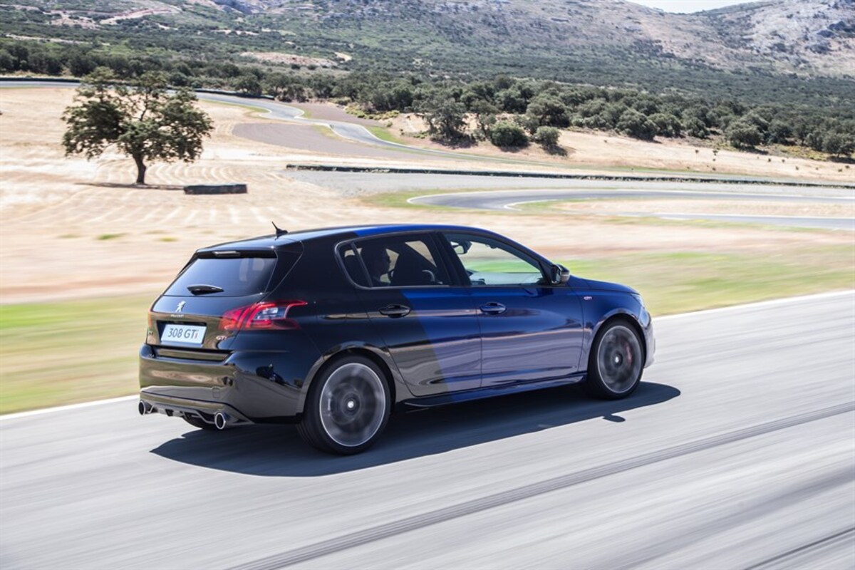 Peugeot 308 GTi by Peugeot Sport '18: stile "restyling" e 270 cv ...
