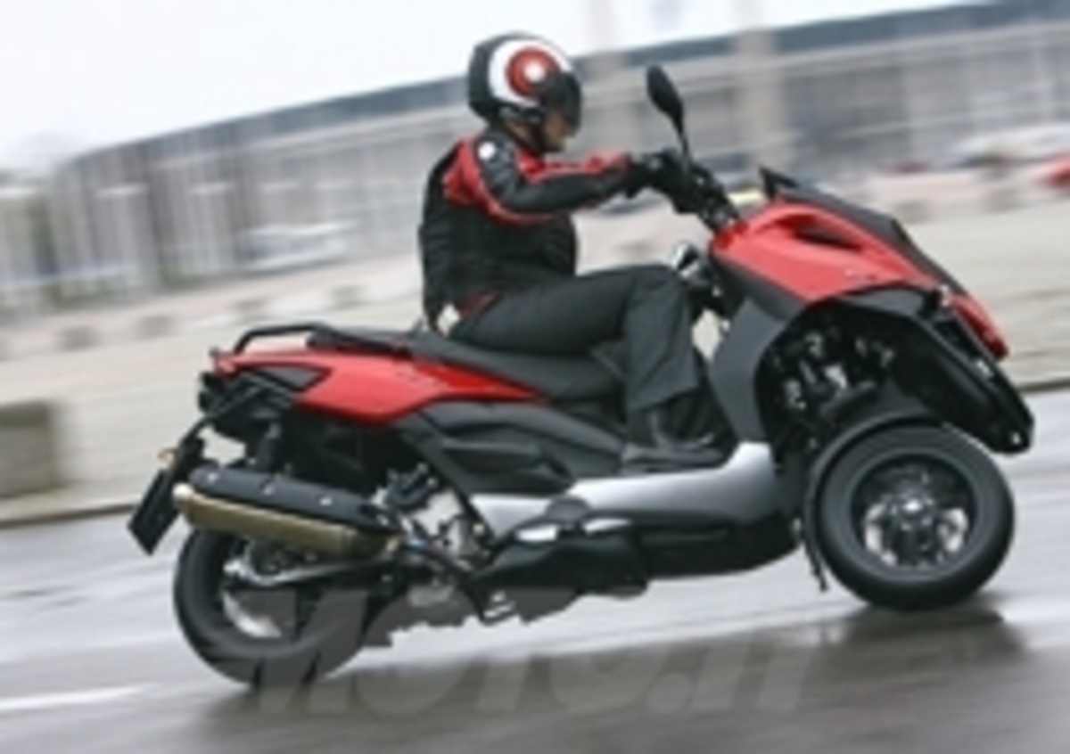 Prova GILERA Fuoco 500ie - Prove - Moto.it