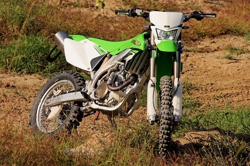 Prova KAWASAKI KLX 450 R - Prove - Moto.it