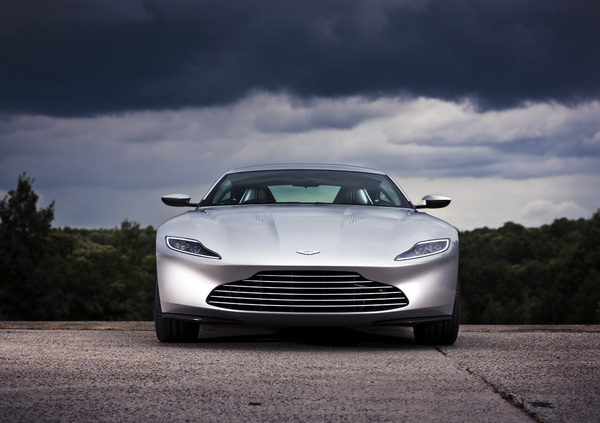 L'Aston Martin DB10 di Spectre va all'asta: 1,5 mln di euro - News ...