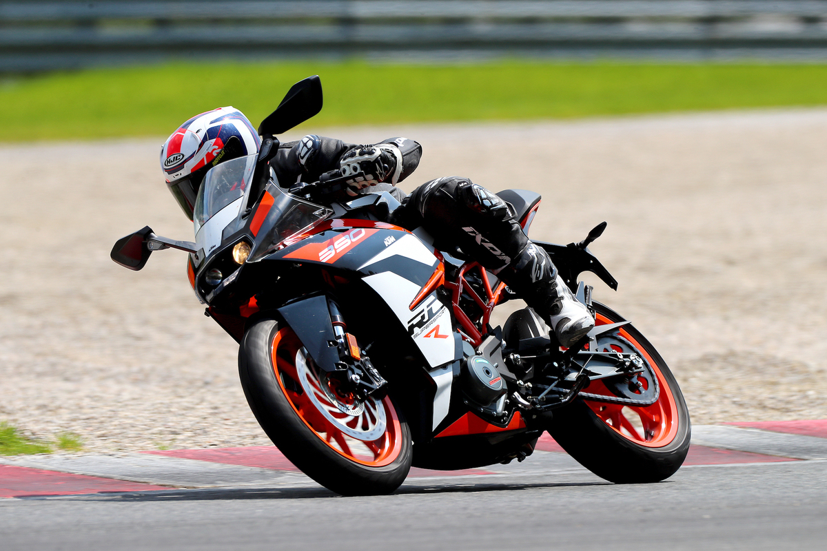 Prova KTM RC 390R. Supersport Ready to Race - Prove - Moto.it