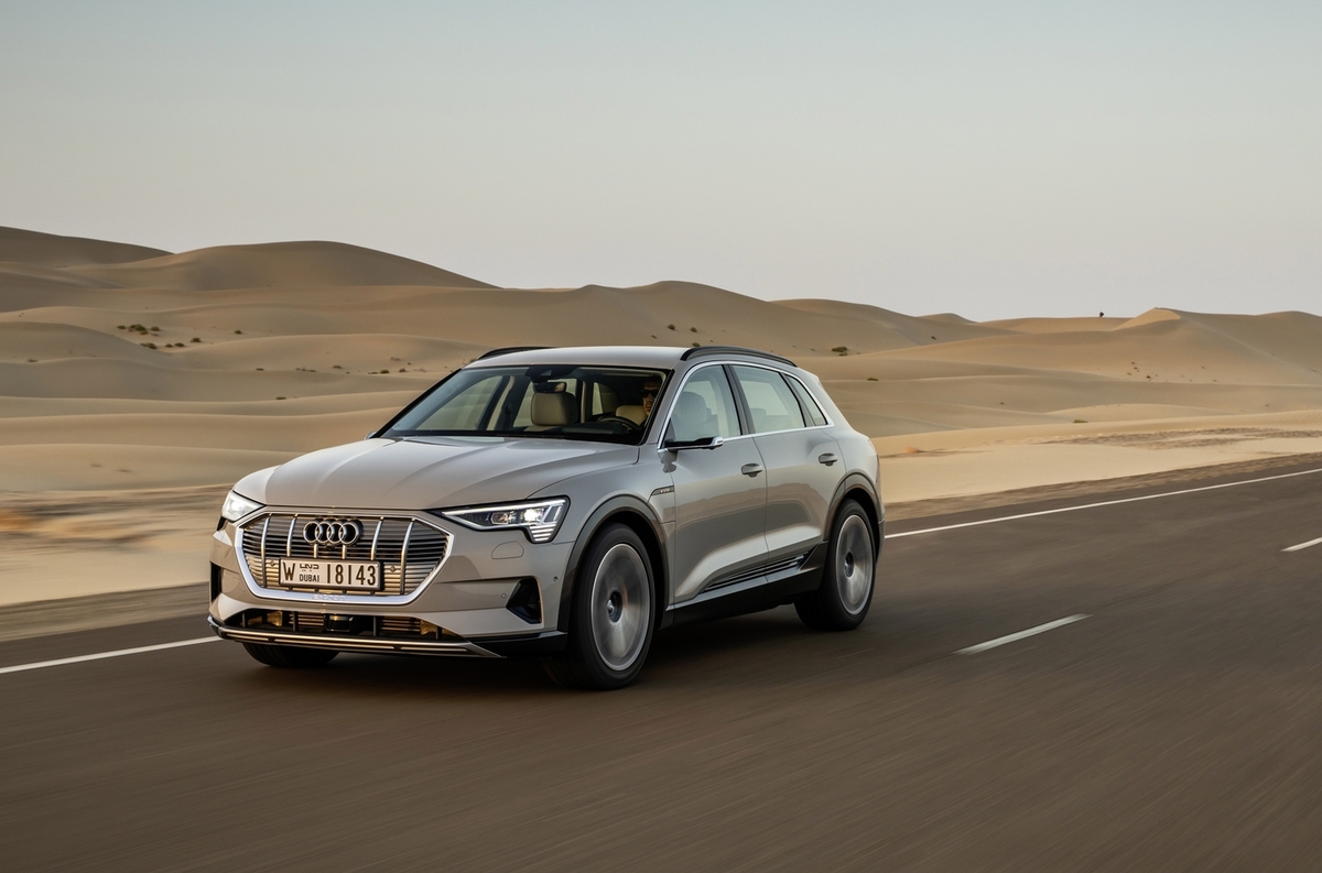 Audi e-tron. Primo SUV Audi full-electric [Video] - Prove - Automoto.it
