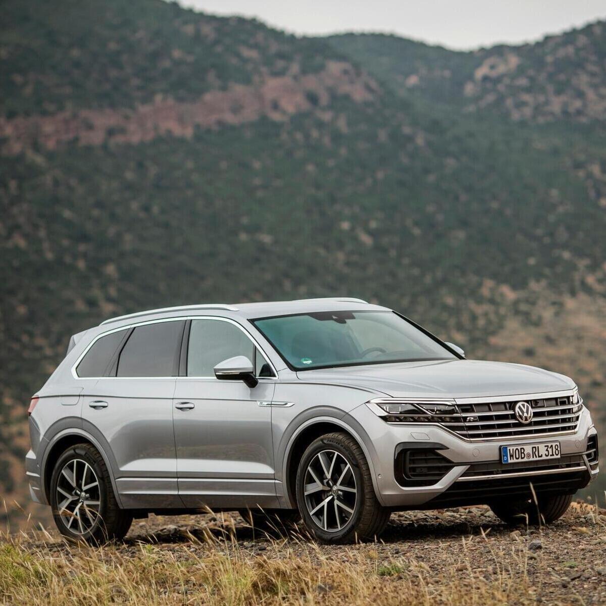 Volkswagen Touareg restyling: nuovo look e motori più efficienti - News ...