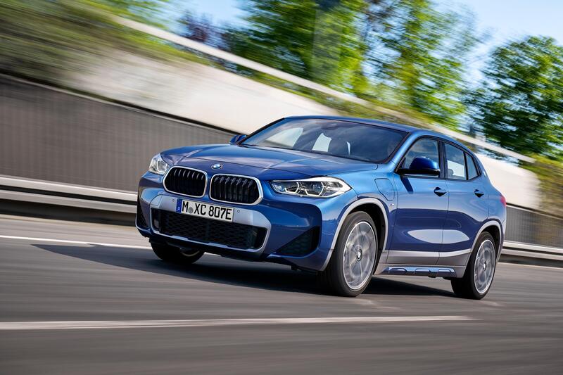 BMW X2 restyling 2020, ora è anche ibrida plug-in - Automoto.it