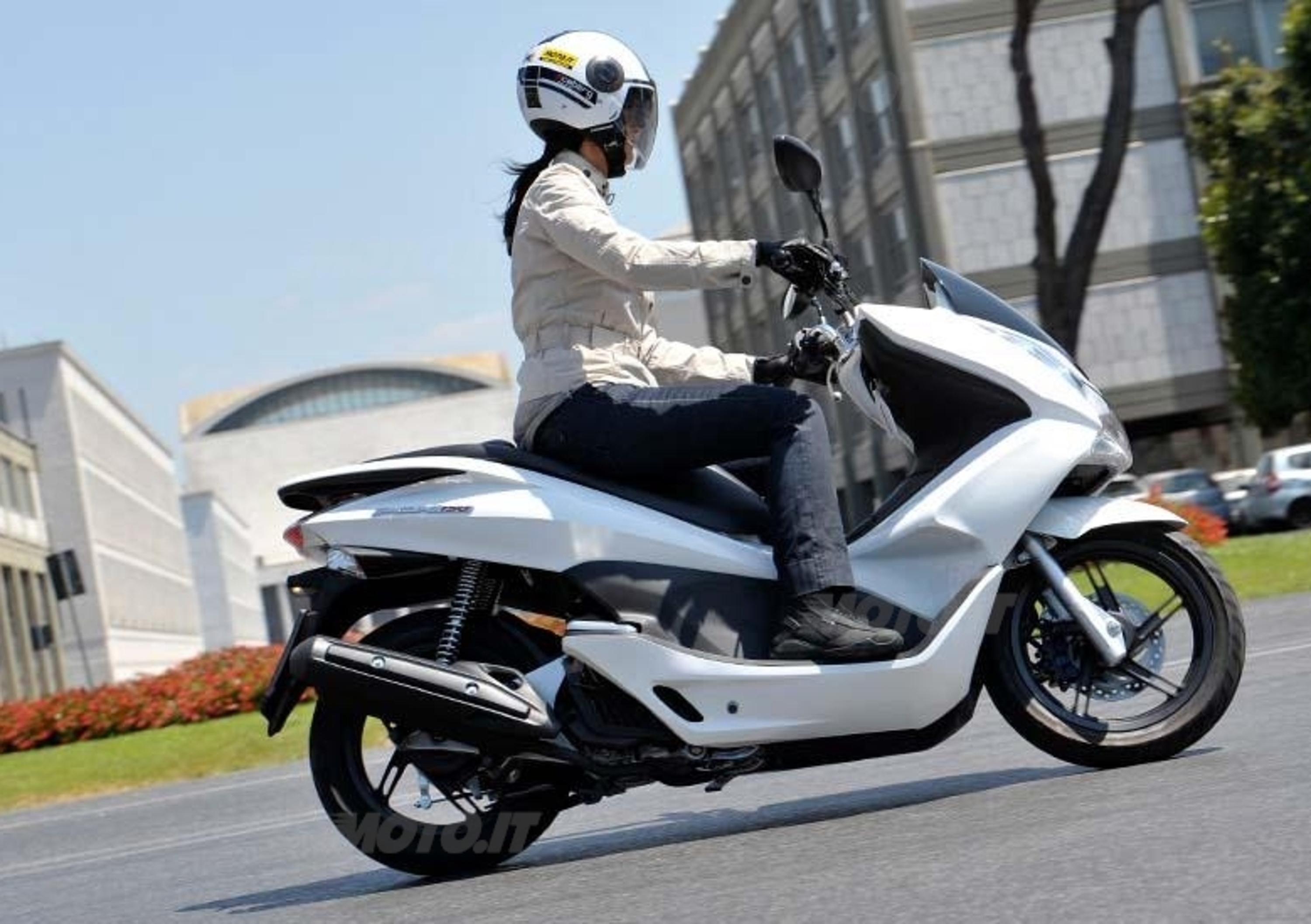 Prova Honda PCX 150 - Prove - Moto.it