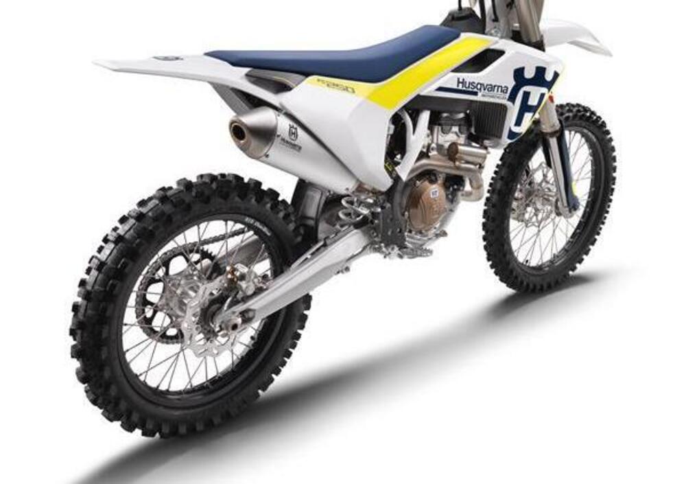 Husqvarna FC 250 (2017), prezzo e scheda tecnica - Moto.it