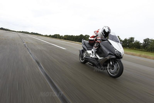 Prova Yamaha T-MAX Hyper Modified by Ludovic Lazareth - Prove - Moto.it