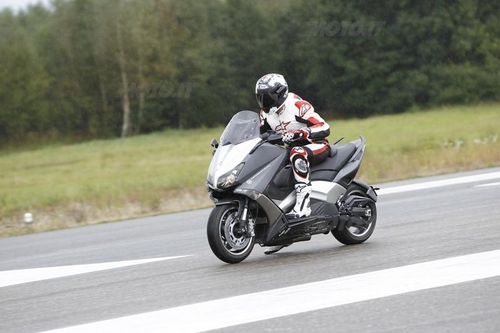 Prova Yamaha T-MAX Hyper Modified by Ludovic Lazareth - Prove - Moto.it