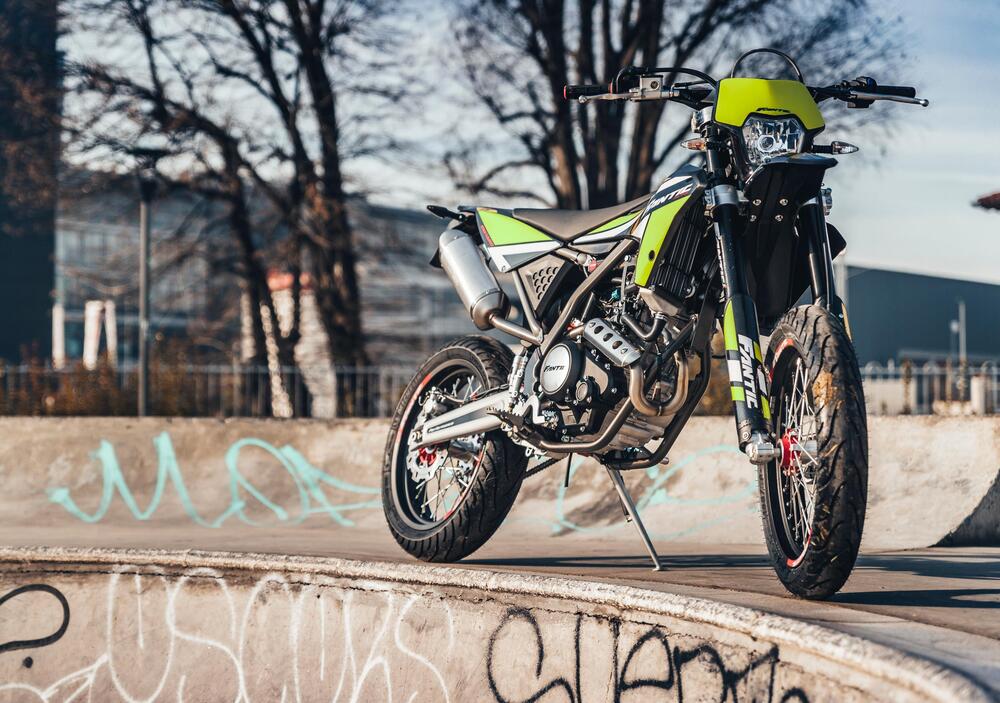 Fantic Motor XMF 125 Motard Performance 4t (2021 - 22), prezzo e scheda ... Fantic Motor XMF 125 Motard Performance 4t (2021 - 22), prezzo e scheda ...