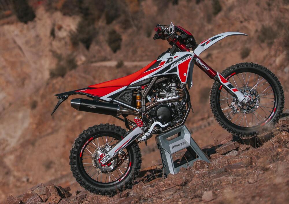 Fantic Motor XEF 250 Enduro Competition (2021), prezzo e scheda tecnica ...
