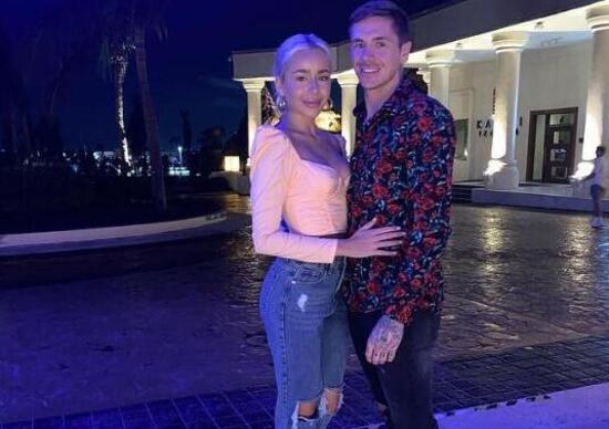 Scott Redding contro gli haters per difendere la sua fidanzata ...