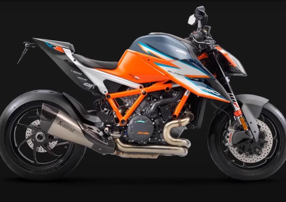 KTM 1290 Super Duke RR (2021), prezzo e scheda tecnica - Moto.it