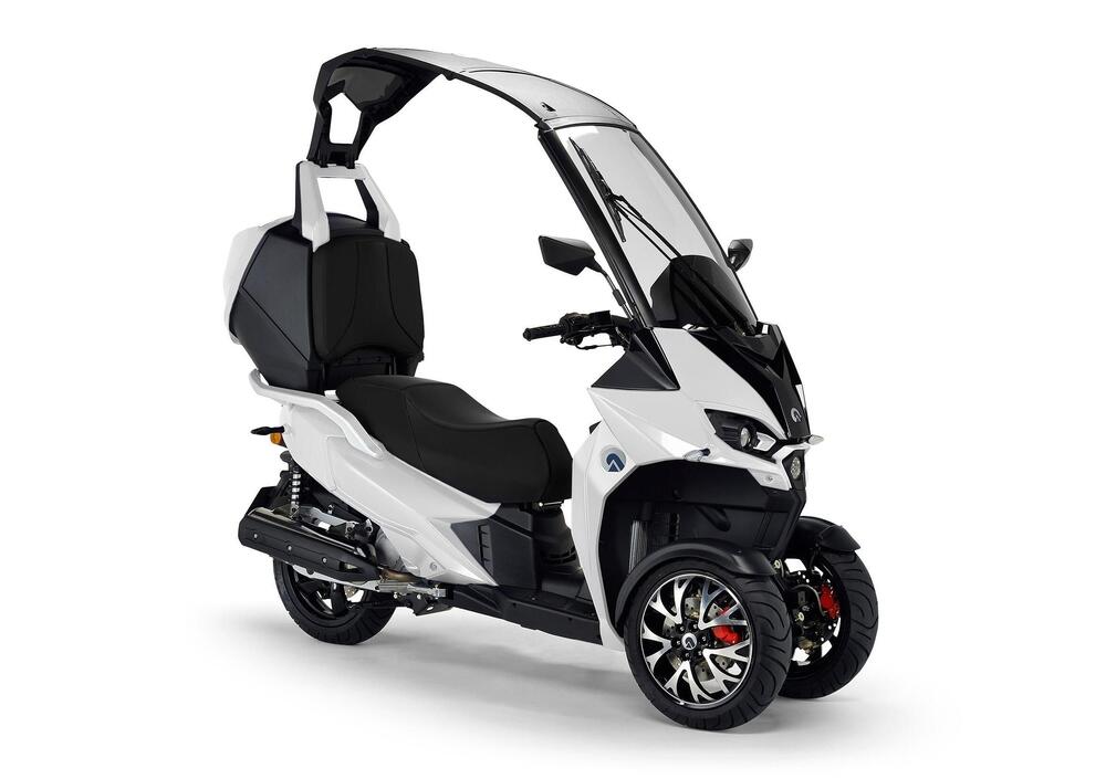 Adiva AD 1 200 (2020), prezzo e scheda tecnica - Moto.it