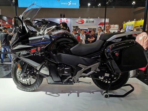 Cyclone RX6, presentata l'adventure Zongshen con il motore Norton ...