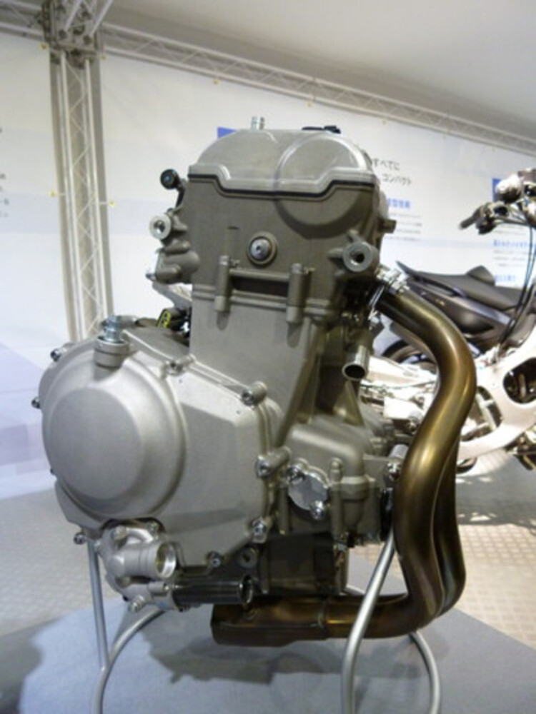 Yamaha, in arrivo anche un bicilindrico Crossplane - News - Moto.it