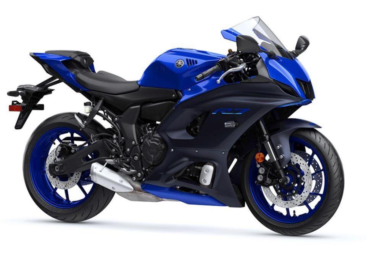 Nuova Yamaha R7, il prezzo (negli USA) c'è già - News - Moto.it