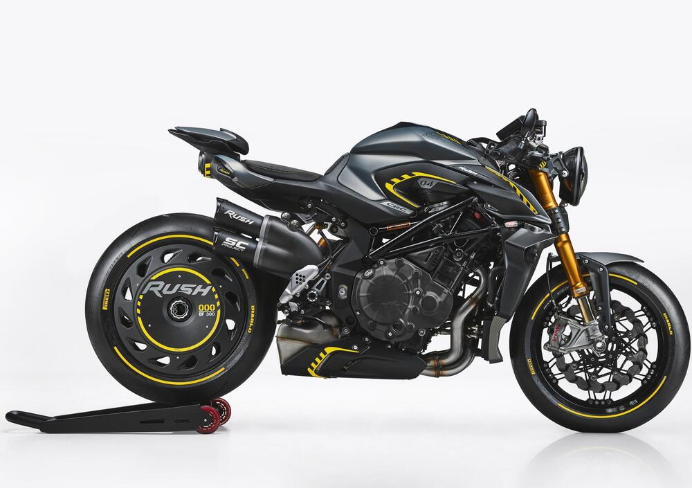 MV Agusta Rush 1000 (2021 - 22), prezzo e scheda tecnica - Moto.it