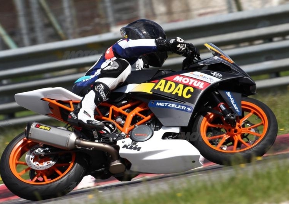 Prova KTM RC 390 Cup - Prove - Moto.it