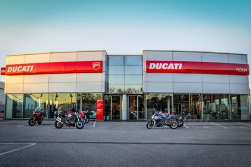 Storie di concessionari: Ducati Roma, un'ottima annata - News - Moto.it
