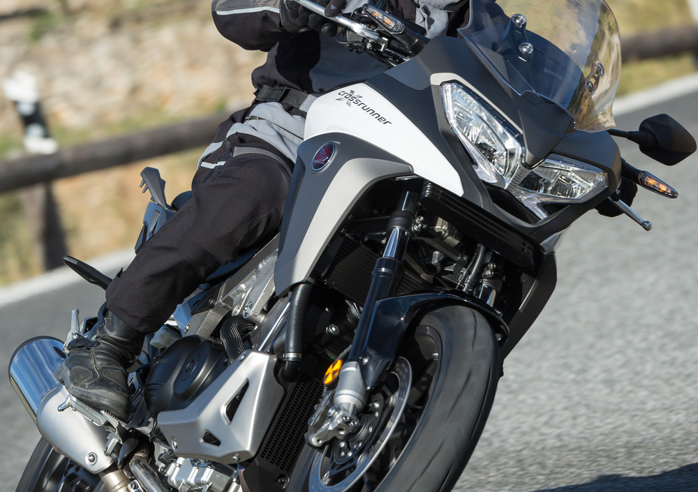 Prova Honda Crossrunner VFR800X 2015 - Prove - Moto.it