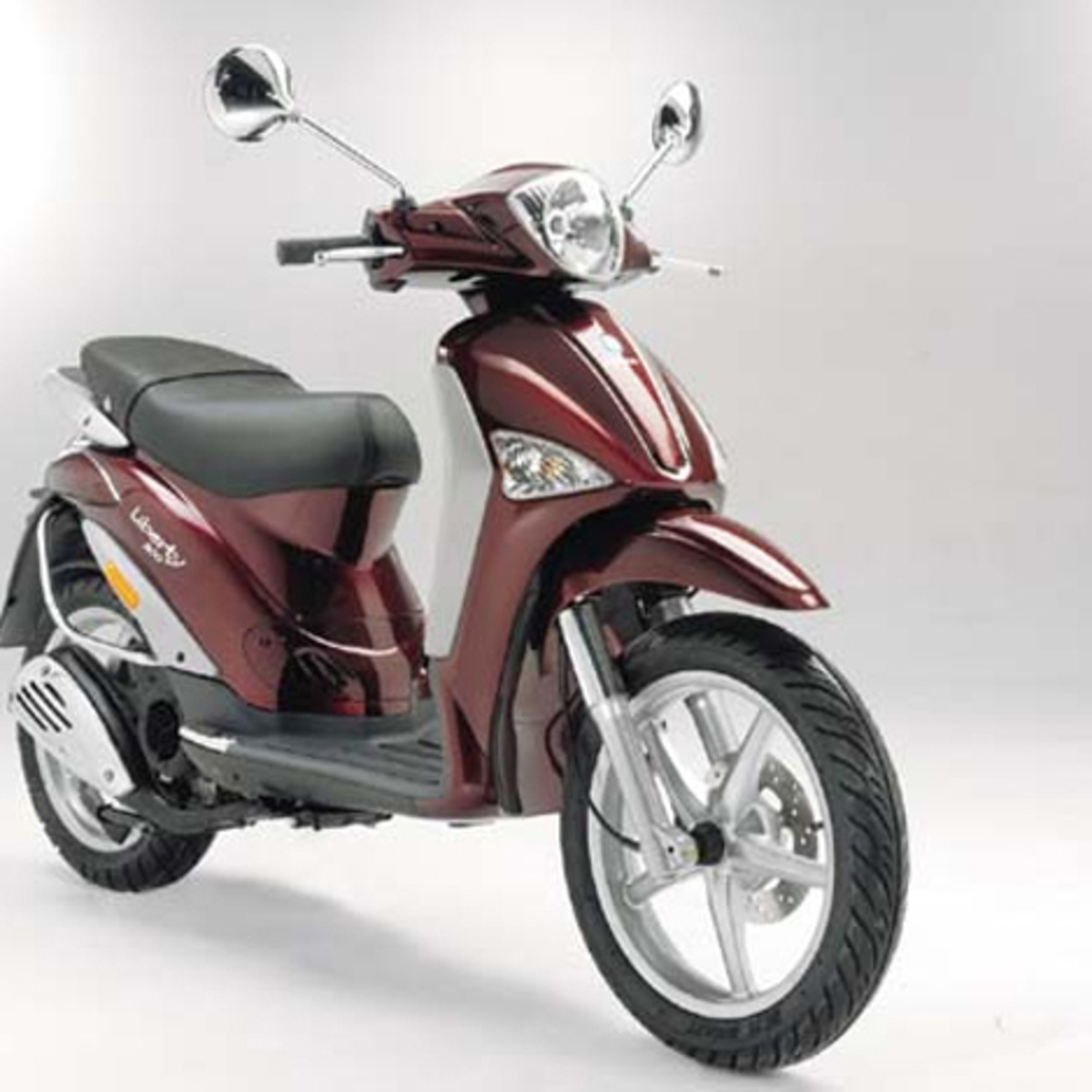 17.800 Piaggio Liberty Delivery a Poste Italiane - News - Moto.it