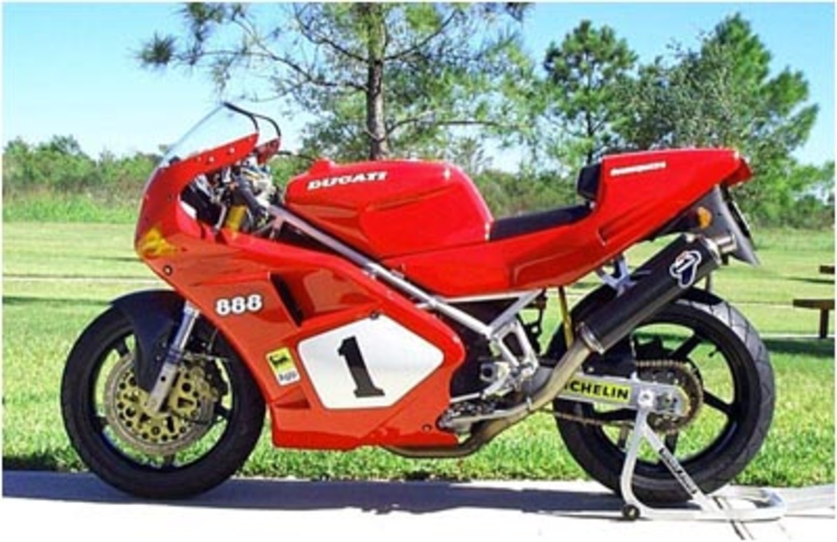 Ducati 888 SP 5 (1992 - 93), prezzo e scheda tecnica - Moto.it