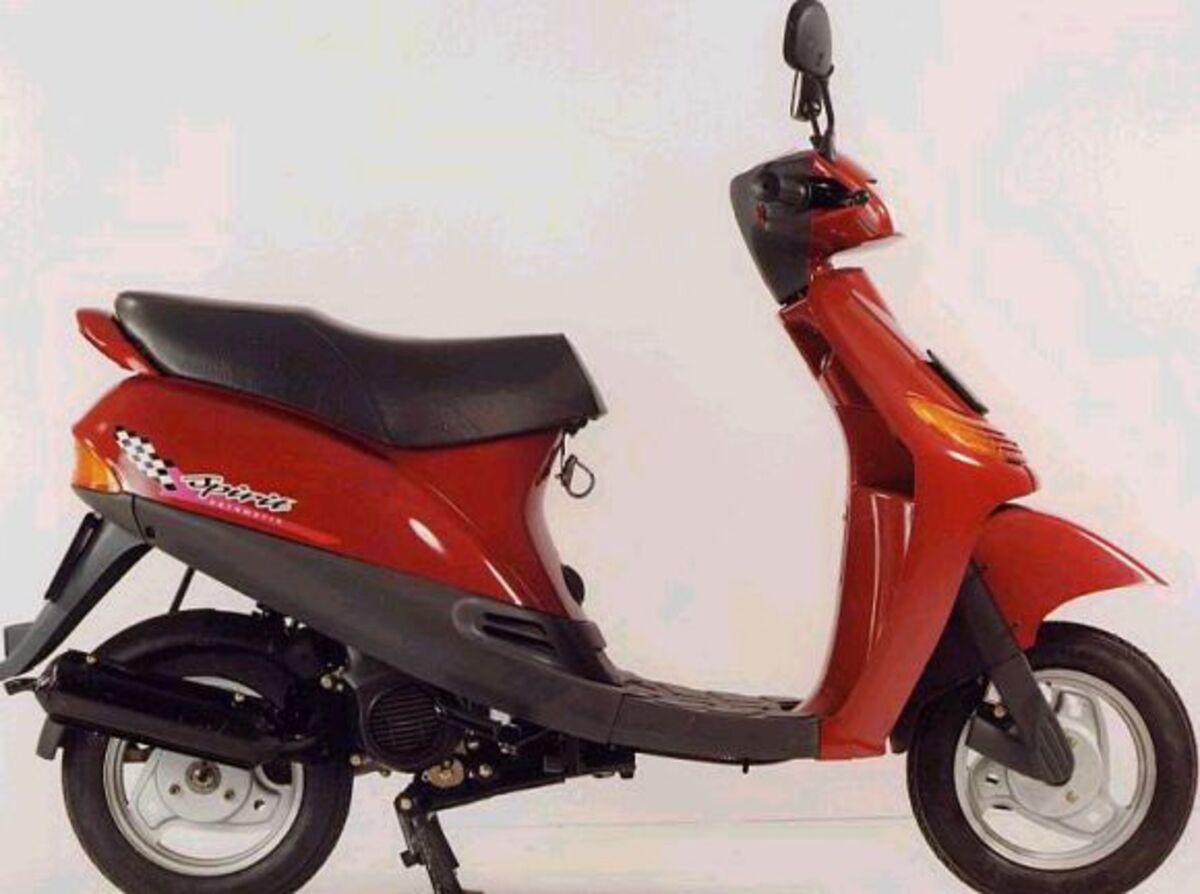 Bajaj Spirit 50, prezzo e scheda tecnica - Moto.it