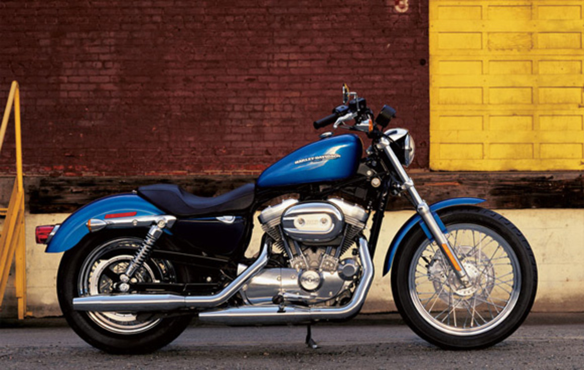 Harley-Davidson 883 Low (2005) - XL 883L, prezzo e scheda tecnica - Moto.it