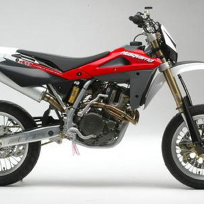 Husqvarna SM 400 R, catalogo e listino prezzi - Moto.it