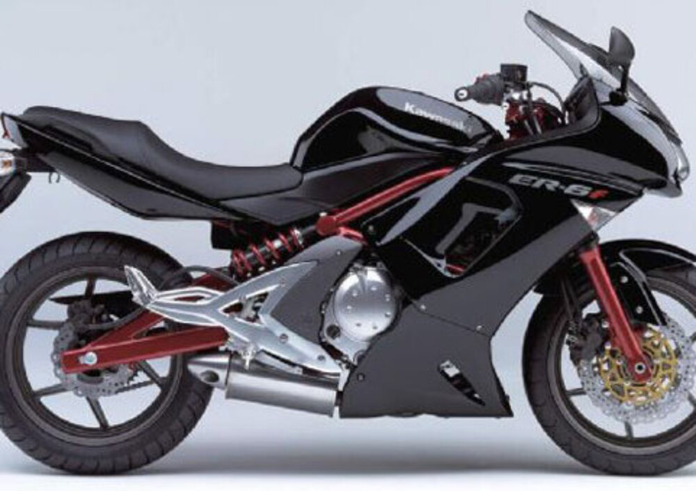 Kawasaki ER-6F (2006 - 08), prezzo e scheda tecnica - Moto.it