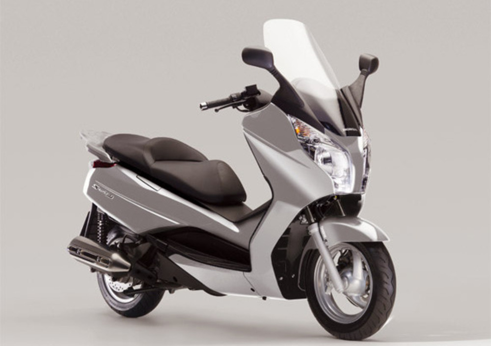 Honda S-Wing 125, prezzo e scheda tecnica - Moto.it