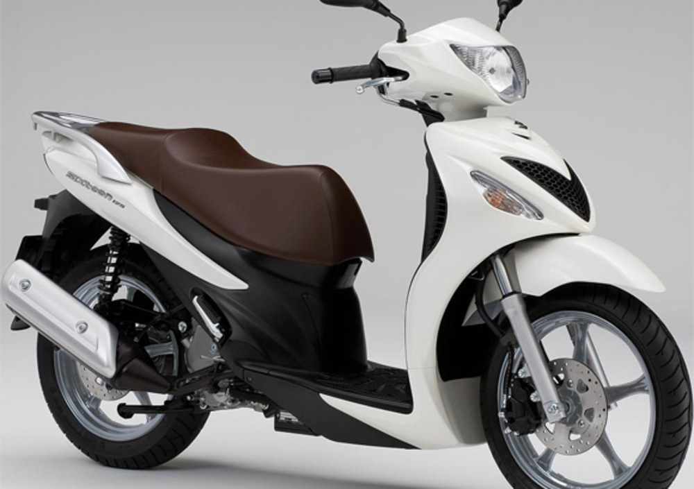 Suzuki Sixteen 125