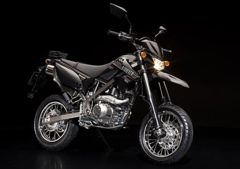 Kawasaki D-Tracker 125, prezzo e scheda tecnica - Moto.it