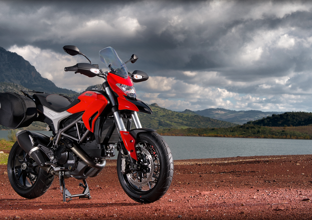 Ducati Hyperstrada 821 (2013 - 15), prezzo e scheda tecnica - Moto.it