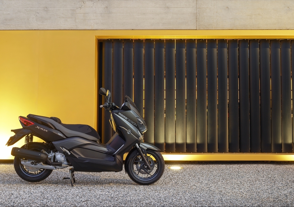 Yamaha X-Max 125 Momodesign (2015 - 16), prezzo e scheda tecnica - Moto.it