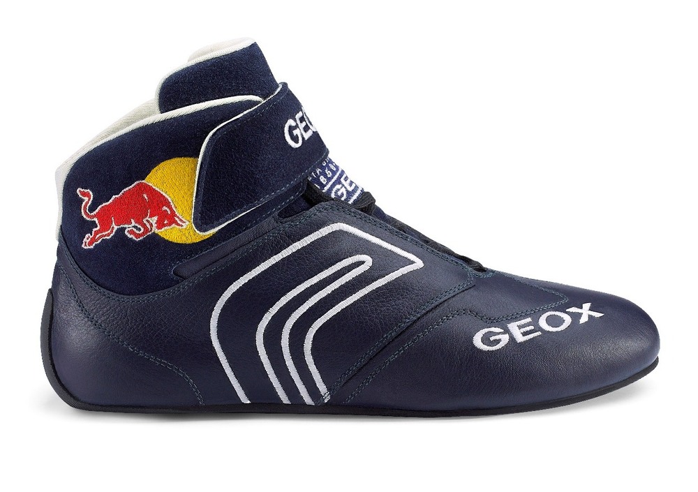 Geox partner di Red Bull Racing nel Campionato F1 2012 - News - Automoto.it