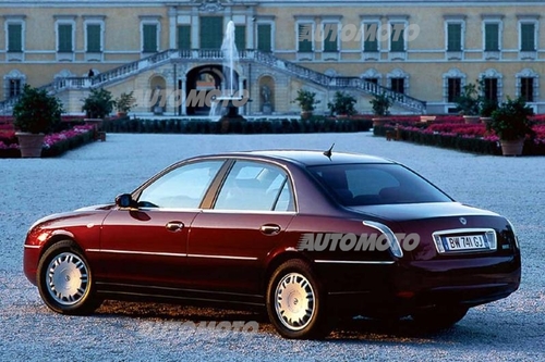 Governo, la svolta: 150 auto blu in vendita su Internet. Ecco modelli e ...