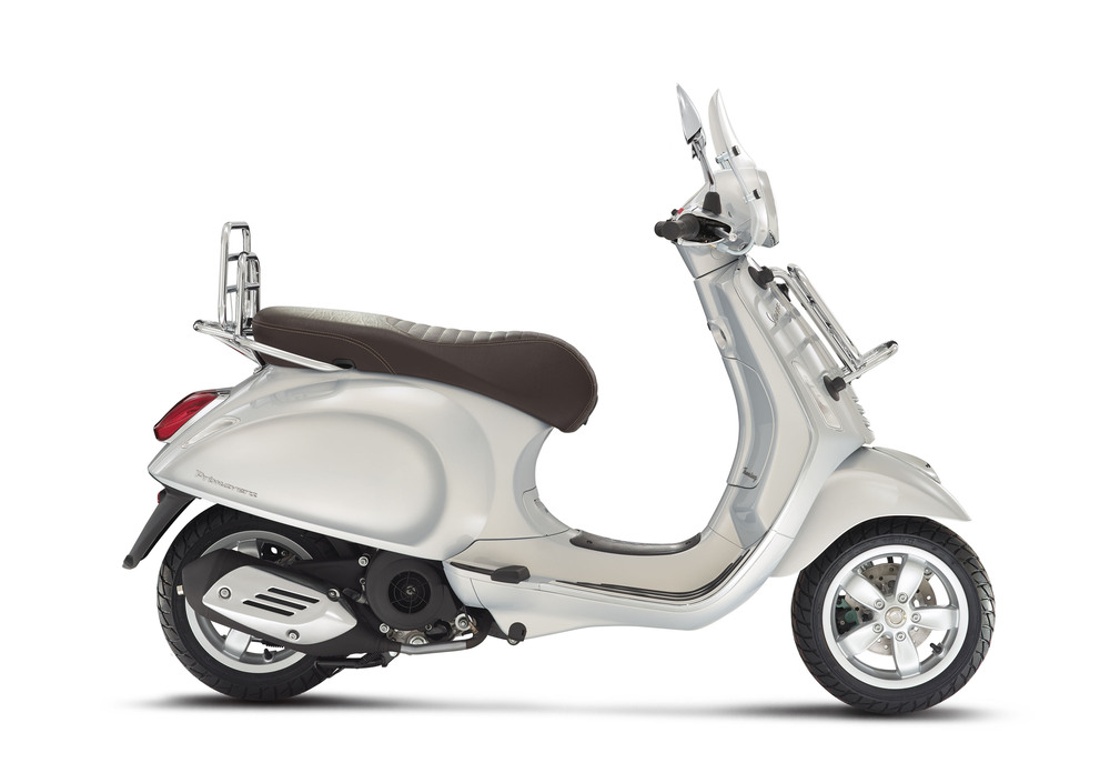 Vespa Primavera 125 I Get 3v Touring 2017 18 Prezzo E Scheda