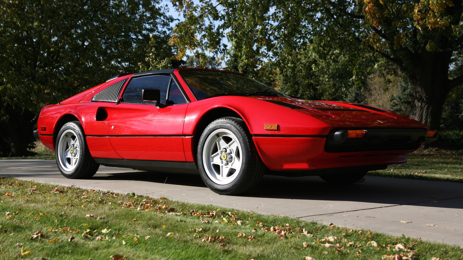 All'asta la Ferrari 308 GTS di Magnum P.I. - News - Automoto.it
