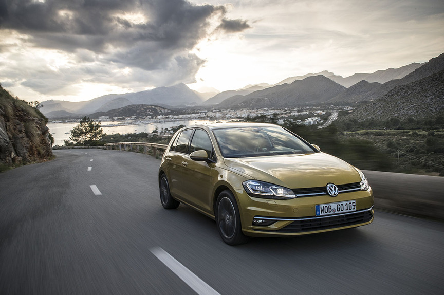 “Nuova” Volkswagen Golf restyling 2017, ecco come va e quanto è ...