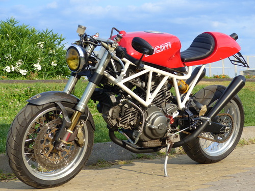 Rozzomotostile: bROnZZO 45 e Rozzo Corsa - News - Moto.it