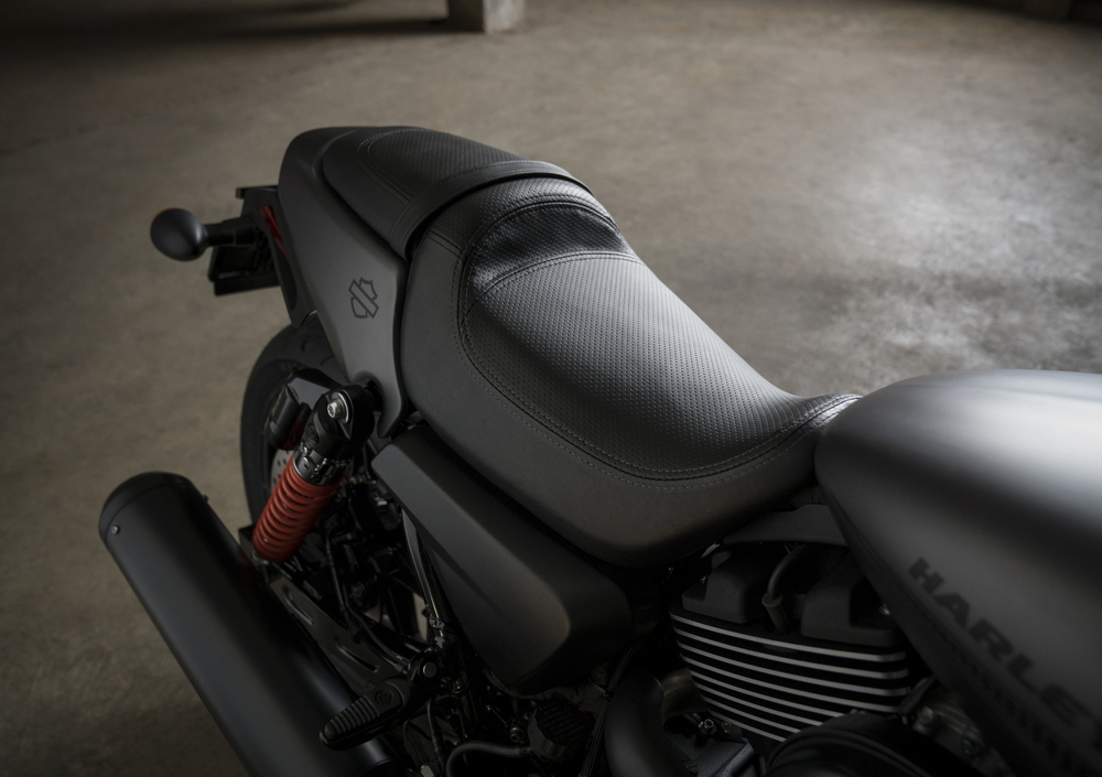 Harley-Davidson 750 Street Rod (2017 - 20) - XG 750, prezzo e scheda ...